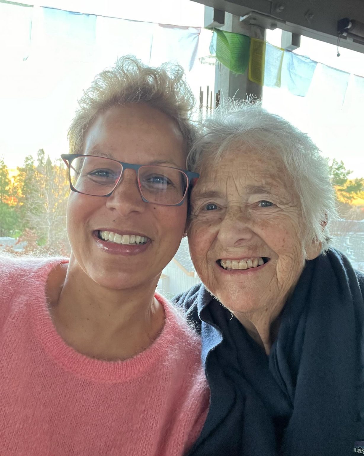 Is Rachel on QVC Black? A Definitive Answer