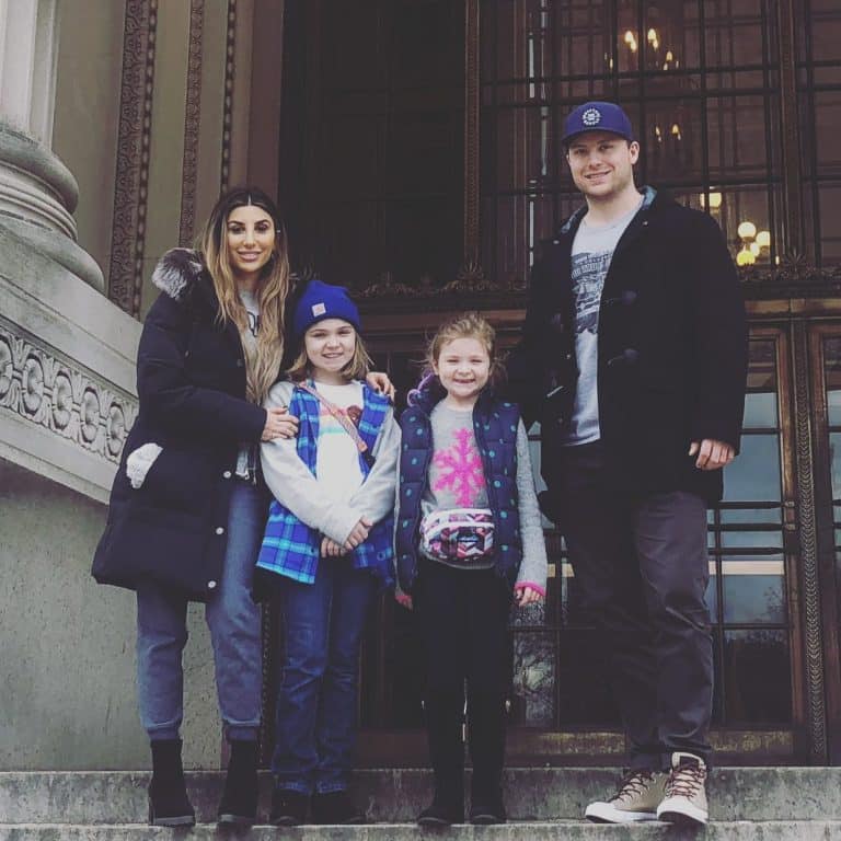 Courtney Khondabi QVC: Age, Net Worth, Nationality, House